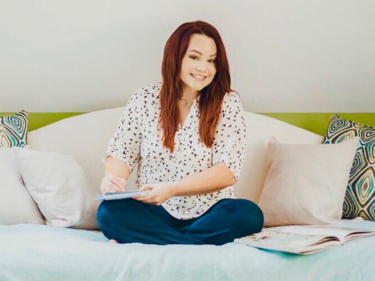 लाखों का पैकेज छोड़ महिला ने शुरू किया साफ-सफाई का काम, रोजाना 3 घंटे ...