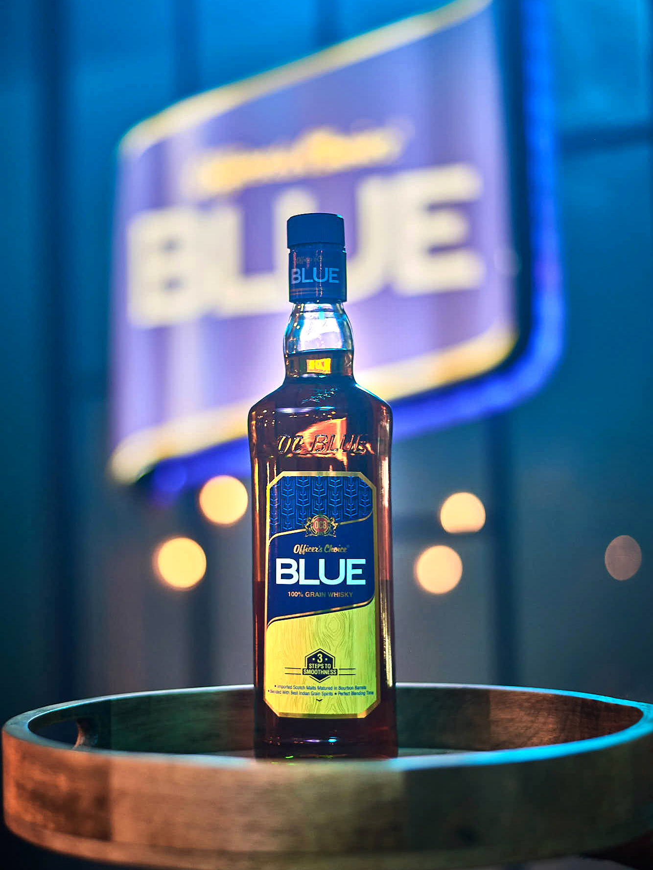 भारत के Best Whisky Brands, जिनकी कीमत 1000 रुपए के अंदर है, इनमें से ...