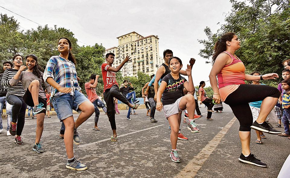 Bored Of Going To A Cafe For An Outing? You Can Do These 9 Fun ...