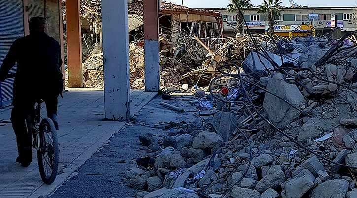 Leaving The Dead Behind: How Quake Hit Turkish Areas Are Limping Back ...