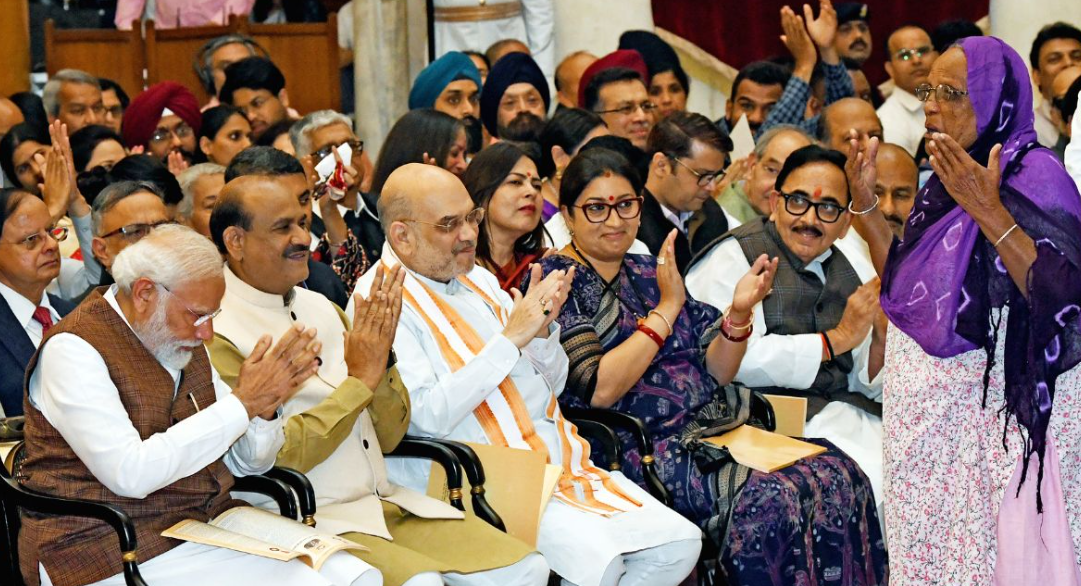 कौन हैं Hirbai Ibrahim Lobi जिन्होंने पद्म श्री लेने के बाद राष्ट्रपति ...