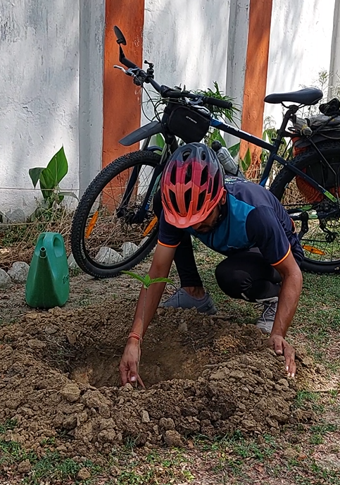 Narpat Singh: भूखे रहे, 4 महीने जंगल में घूमे, साइकिलिंग के लिए दर्ज ...