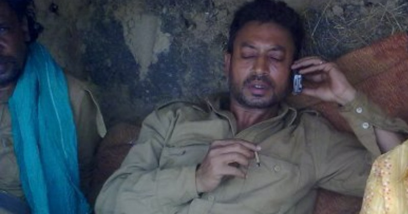 Paan Singh Tomar के 11 साल शूटिंग सेट से Irfan Khan Tigmanshu Dhulia की Rare Photos