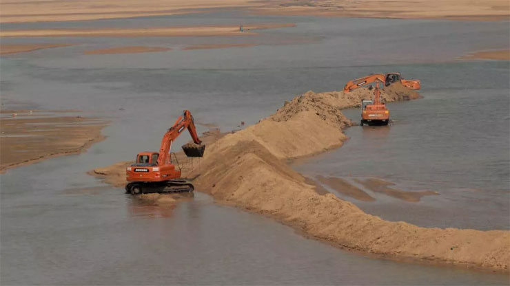 Explained: How Illegal Sand Mining Is Damaging National Chambal Sanctuary