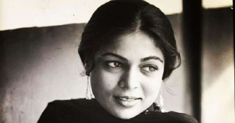 ये Rare Photos बताती हैं सलमान-अक्षय कुमार की Reel Life मां Reema Lagoo ...