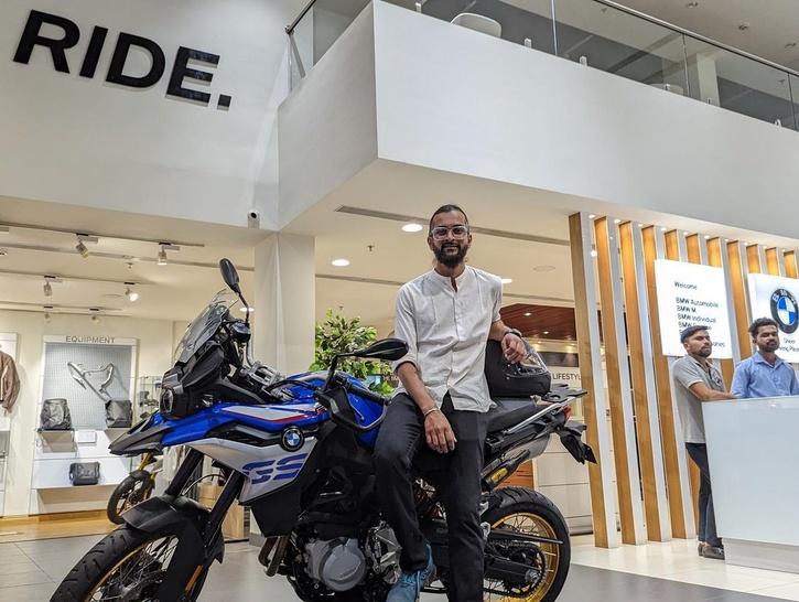 Ajith Kumar Honours Rider Who Organised Nepal Trip For Him; Gifts BMW ...