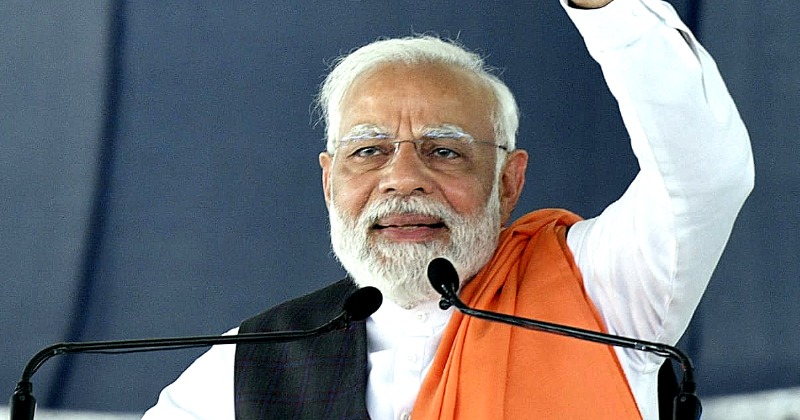 PM Modi Touches Feet Of Karnataka's Padma Award Recipients