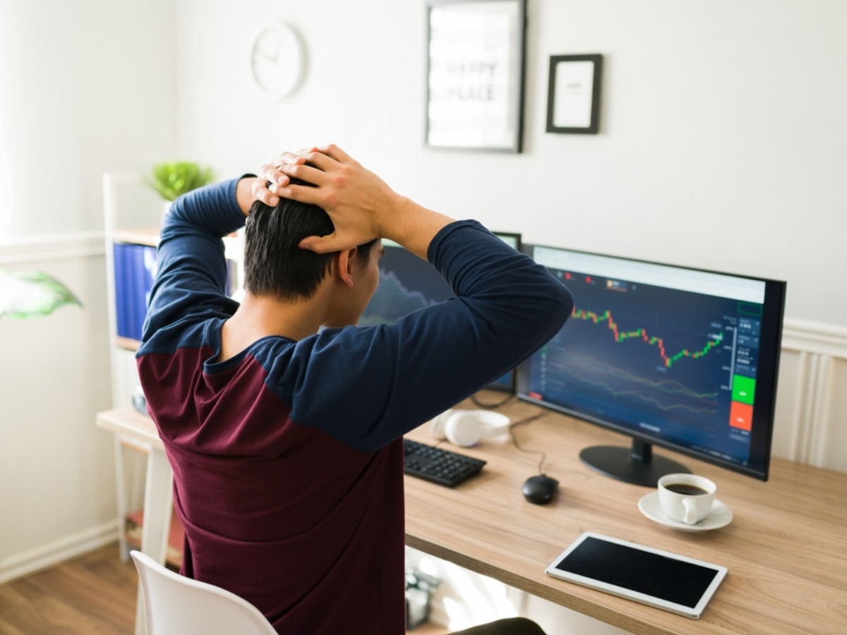Bengaluru Man Addicted To Stock Market Trading Loses ₹30 Lakh
