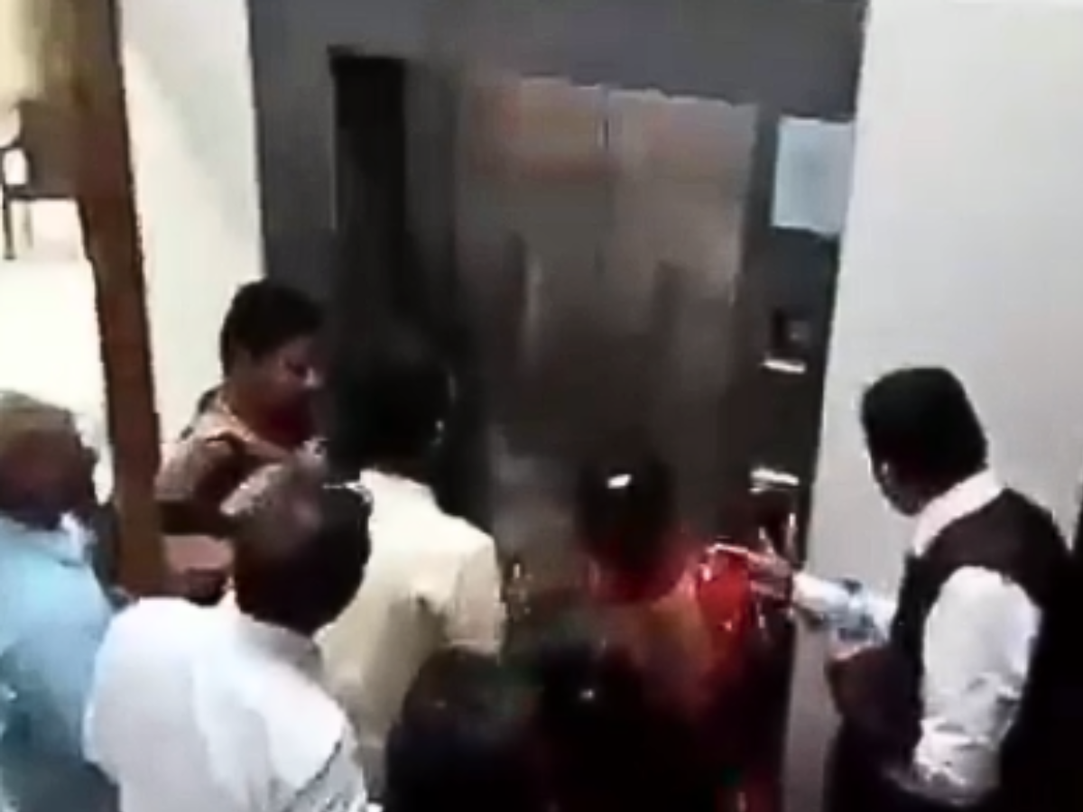 Bride Gets Stuck Inside Lift For 30 Minutes