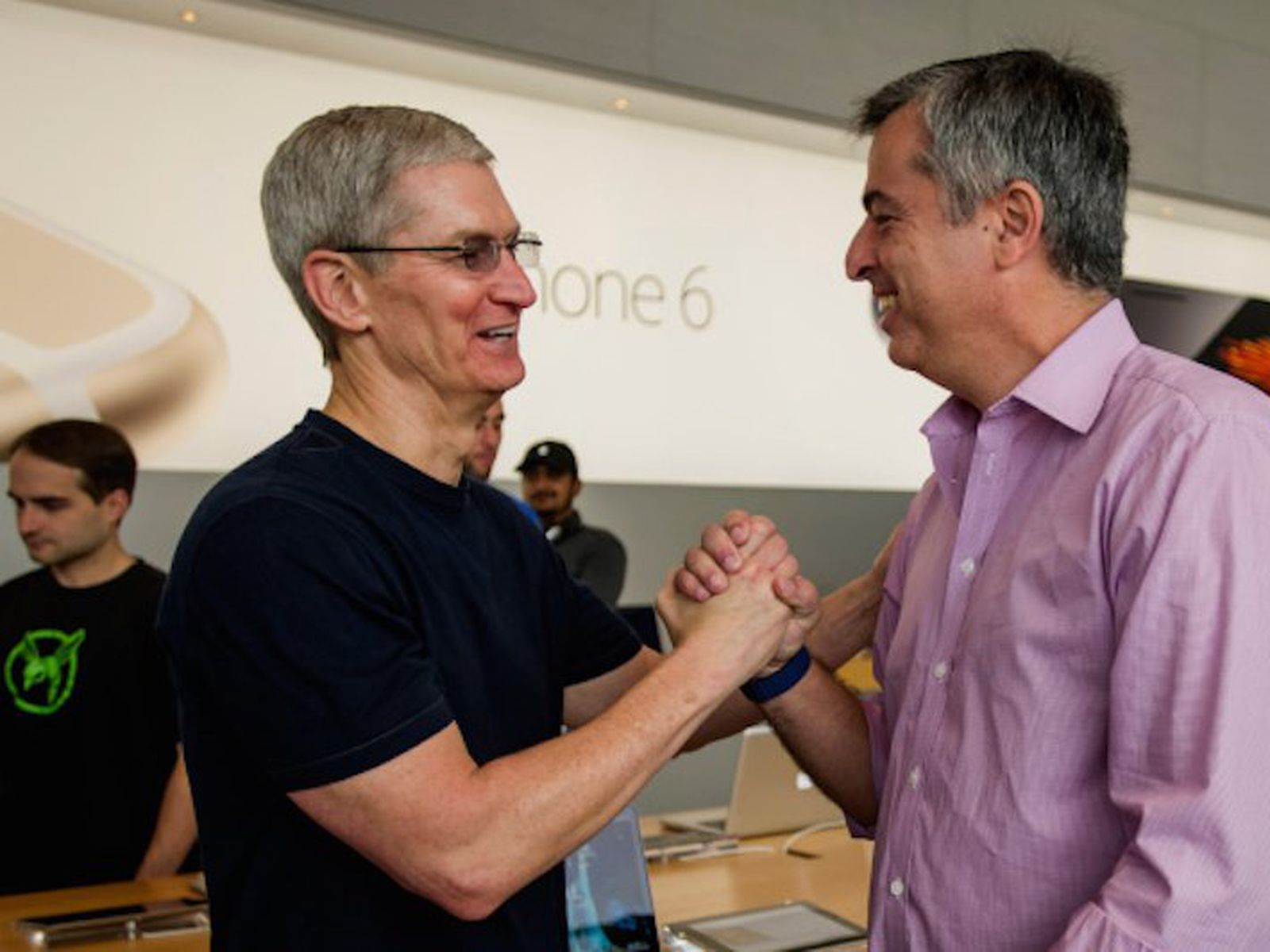 Apple Employee Working With Tim Cook Shares Company's Success Secret