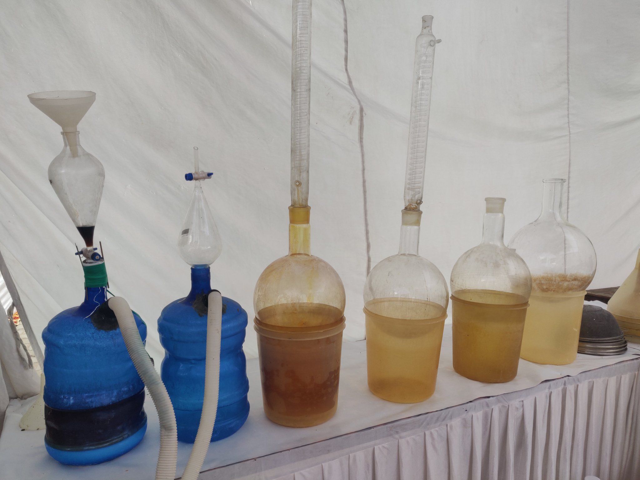 'Drugs Lab' Operating In Greater Noida House Busted In 'Biggest MDMA ...