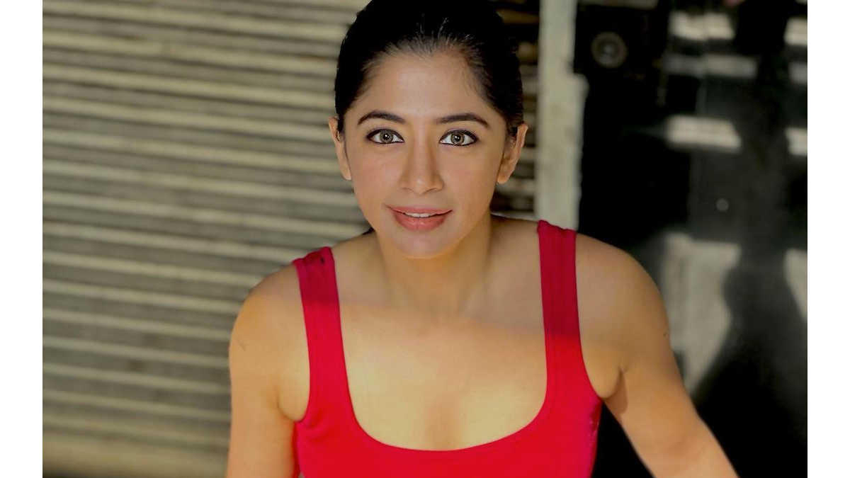 'Ishq Ka Rang Safed' Actress Snehal Rai Reveals Being Married To 21 ...