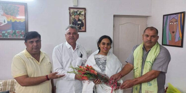 18 साल की शादी और 3 बच्चों के बाद अगर दीपा भाटी UPPCS क्लियर कर सकती ...