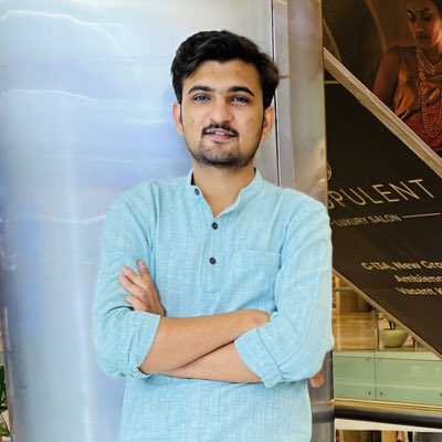 कंडक्टर पिता नहीं भेज पाए कोचिंग, बेटे ने नौकरी कर सीखा Computer, आज ...