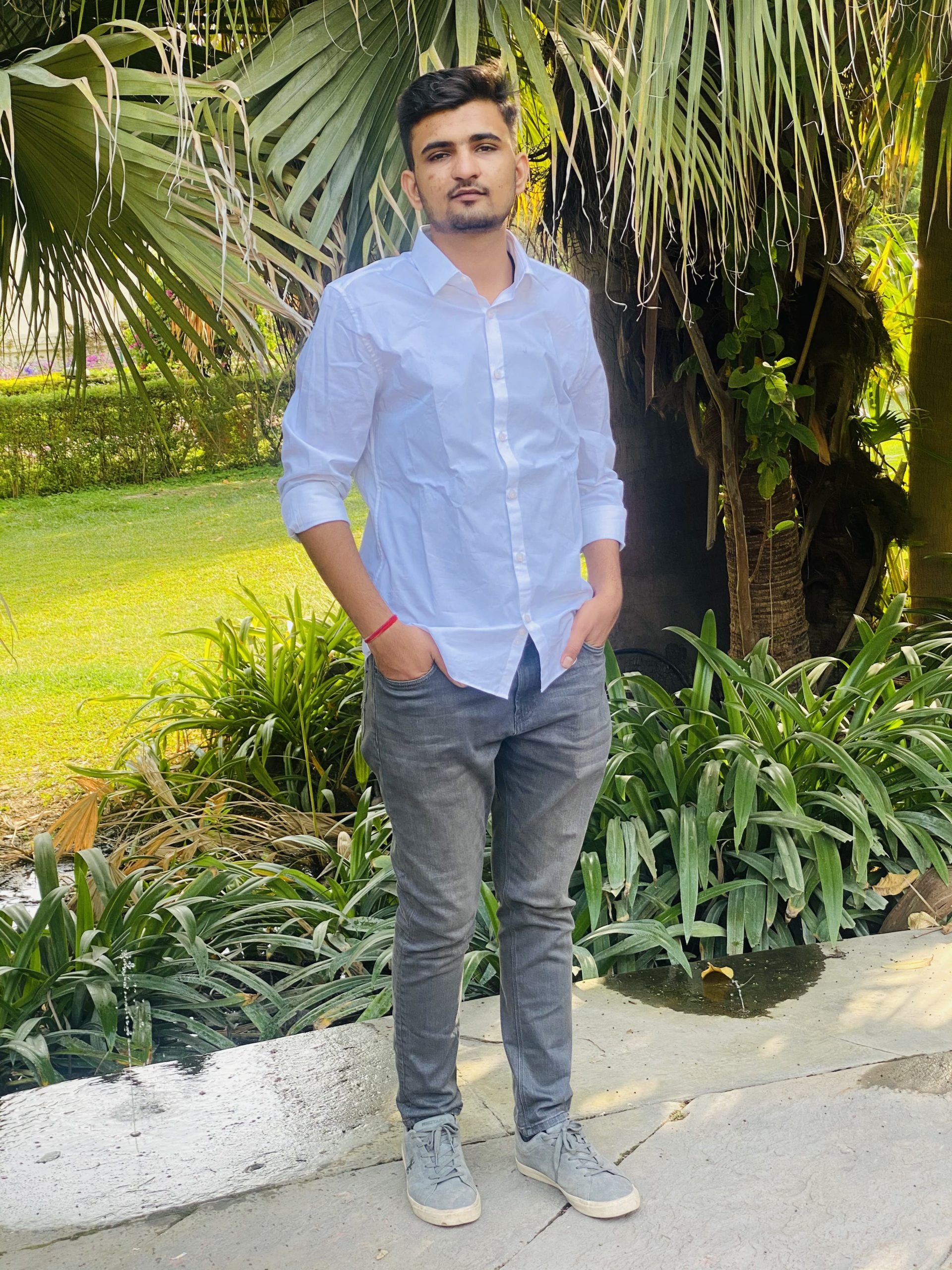 कंडक्टर पिता नहीं भेज पाए कोचिंग, बेटे ने नौकरी कर सीखा Computer, आज ...