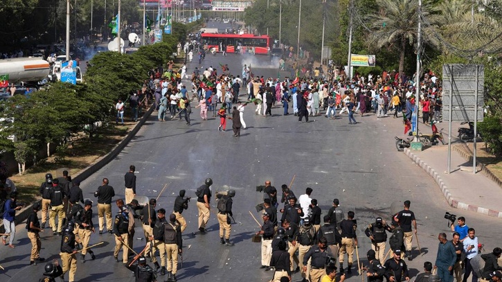 Nearly 1,000 Arrested In Pakistan Province After Protests Over Imran ...