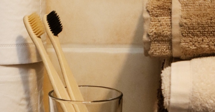 Why You Shouldn't Store Your Toothbrush In The Bathroom
