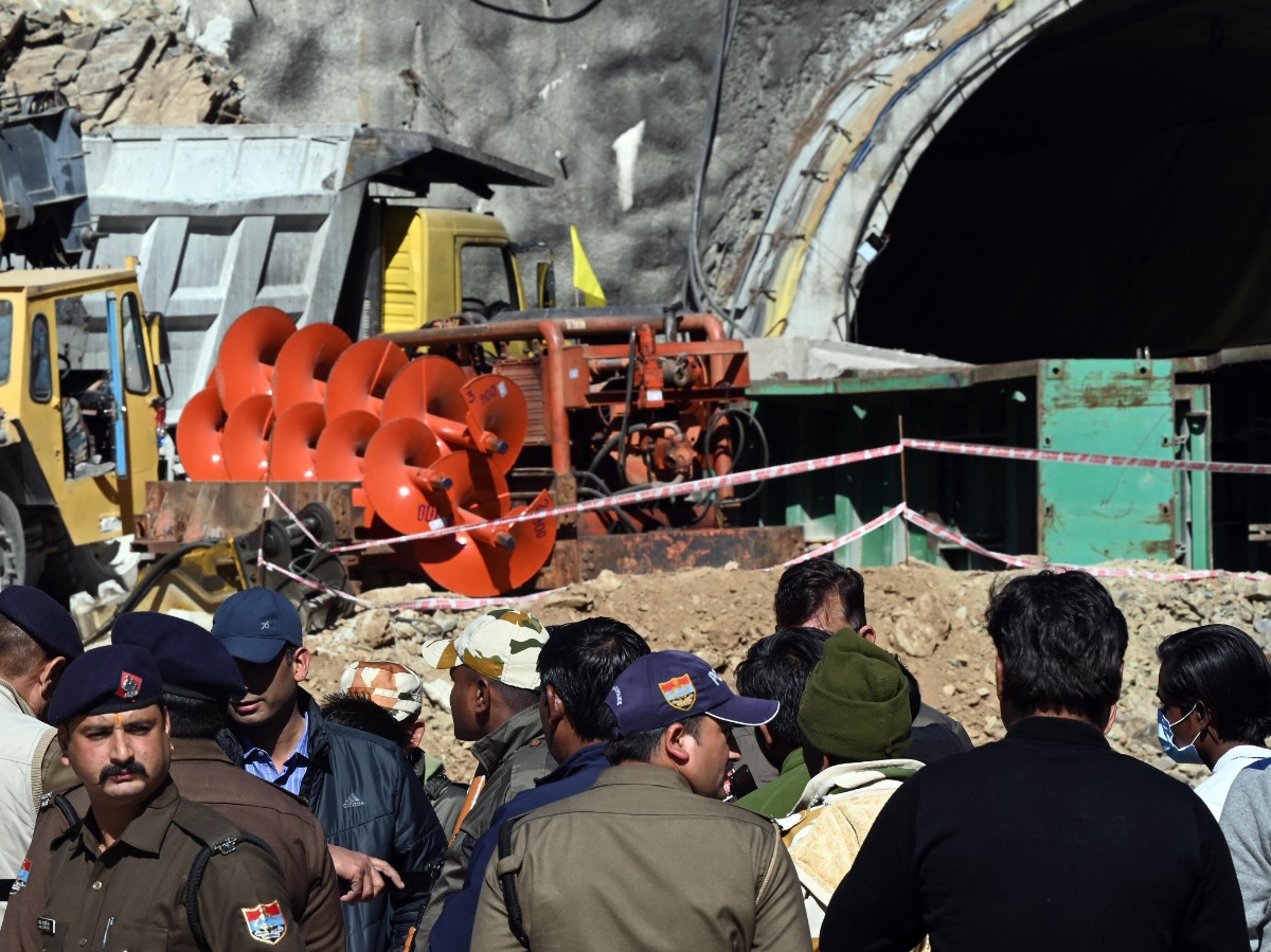 Uttarkashi Tunnel Collapse: Rescue Mission Enters 'Crucial Hours ...
