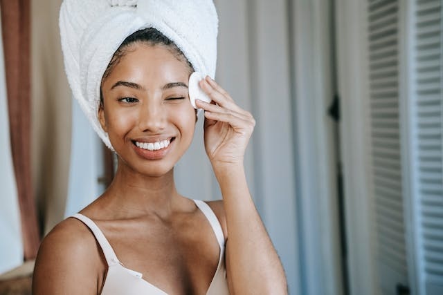 Dermatologist Reveals Best Ways To Wash Your Face
