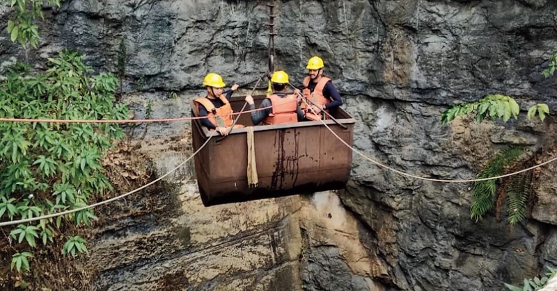 Uttarkashi Tunnel Collapse: Revisiting The 2018 Meghalaya Coal Mine Tragedy