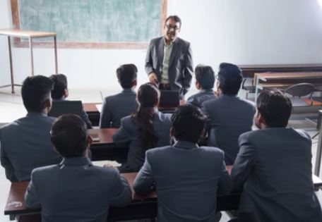 3,220 Vacant Faculty Posts To Be Filled Up In State Universities Of ...