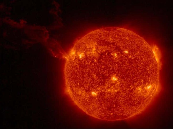 Solar Cycle Intensity Likely To Peak In 2024: What This Means & How It ...