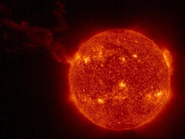Solar Cycle Intensity Likely To Peak In 2024: What This Means & How It ...