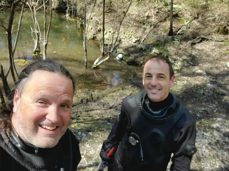 Celebrated US Diver Dies In Cave Where He Set World Record A Decade Ago
