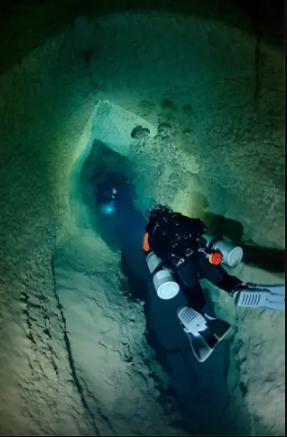 Celebrated US Diver Dies In Cave Where He Set World Record A Decade Ago