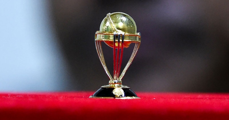 Jeweller Crafts 1-Inch-Tall Replica Of The 2023 Cricket World Cup Trophy