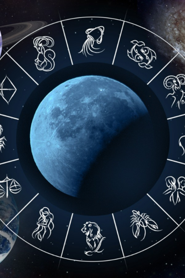 FIFA World Cup: Lionel Messi Dancing On The Table With The Trophy Is ...