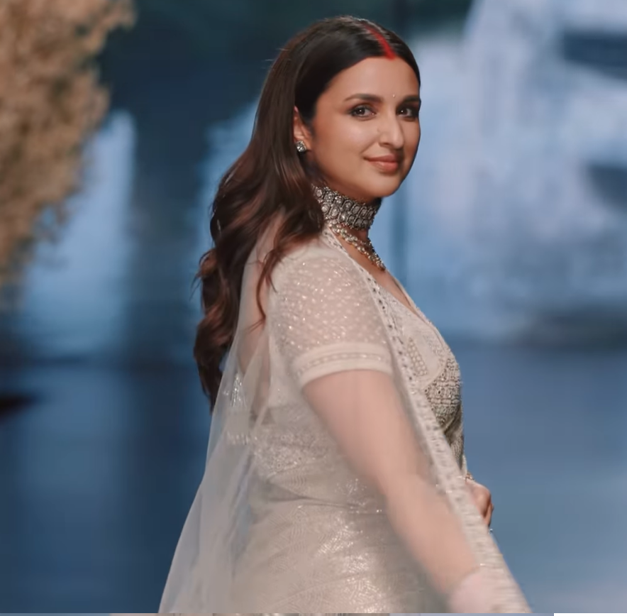Parineeti Chopra's First Post-Wedding Ramp Walk At Lakme Fashion Week