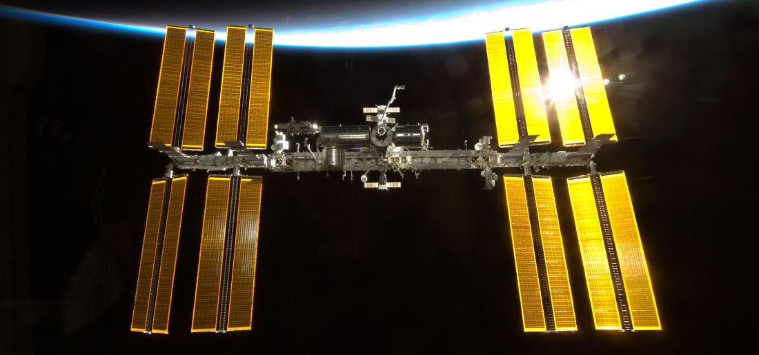 Fascinating Animation Reveals Astonishing Speed Of International Space ...