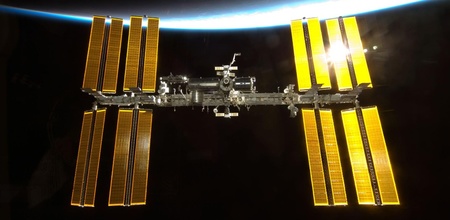 Fascinating Animation Reveals Astonishing Speed Of International Space ...