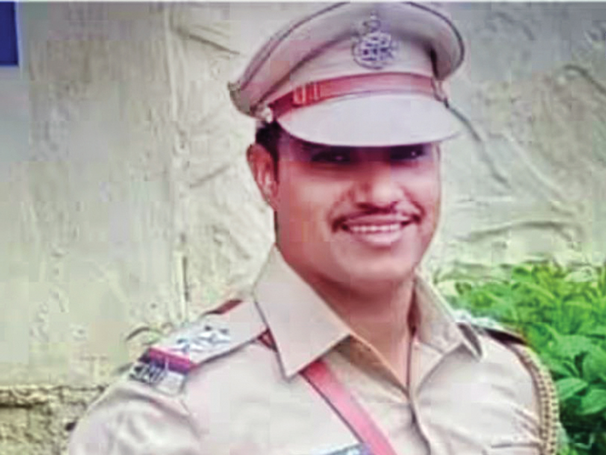 Pune Cop Wins 1.5 Crore In Online Game Dream11, But Ends Up Getting ...