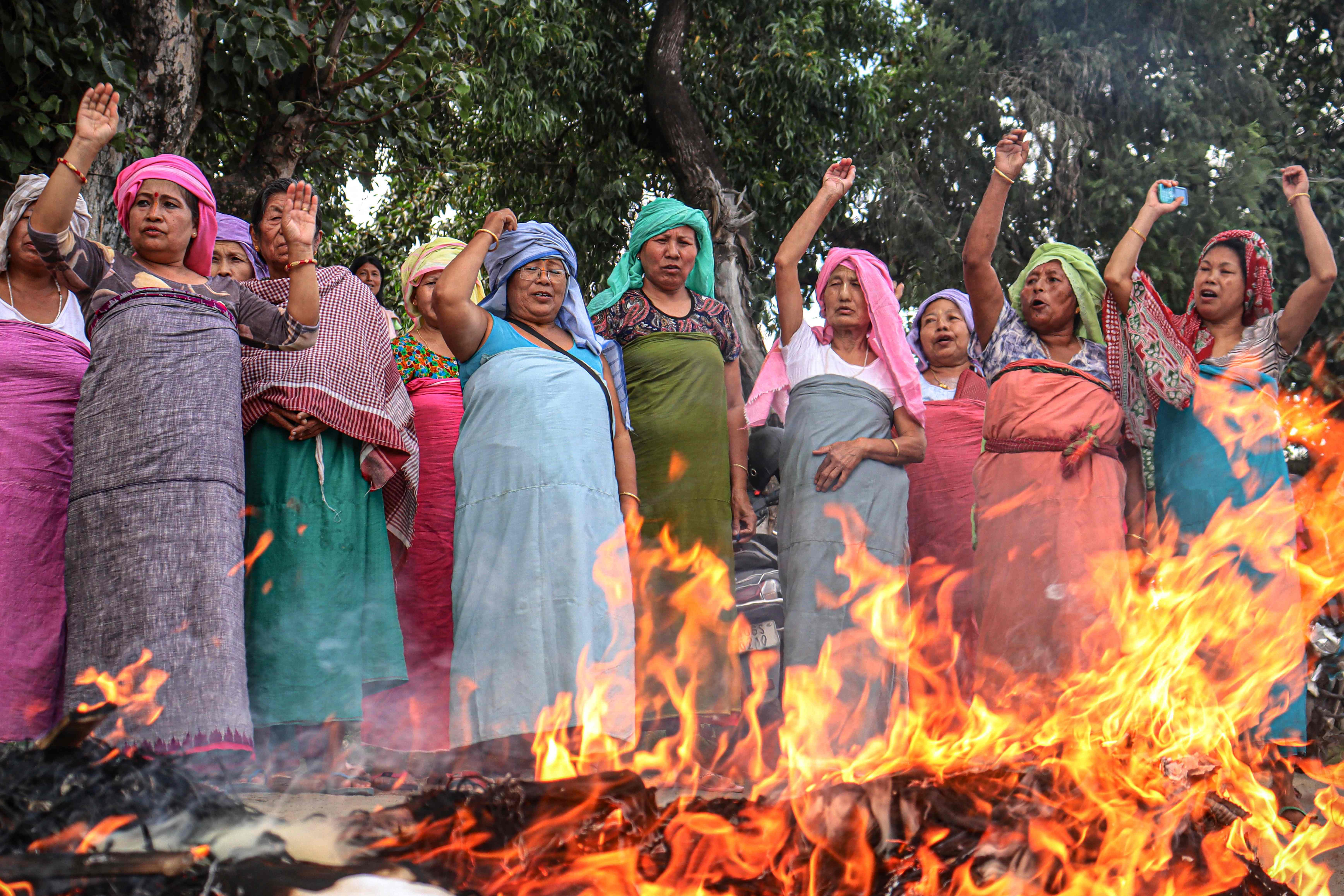 Manipur Violence: Mobile Internet Services Restored In The State After ... Manipur Violence: Mobile Internet Services Restored In The State After ...