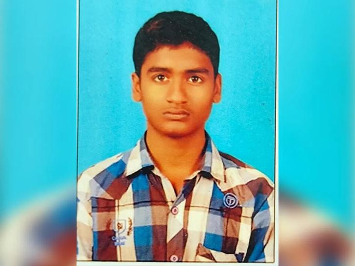 Techie Hacks Rewards Point Website, Uses Over 4.5 Lakhs Stolen Vouchers ... Techie Hacks Rewards Point Website, Uses Over 4.5 Lakhs Stolen Vouchers ...