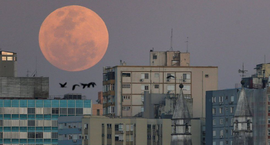 'Fireball' Flies Over Mid-Atlantic States