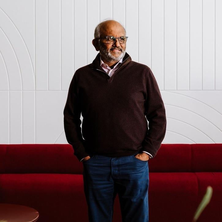 Story Of One Of The Richest Indian-Origin CEOs Shanatanu Narayen