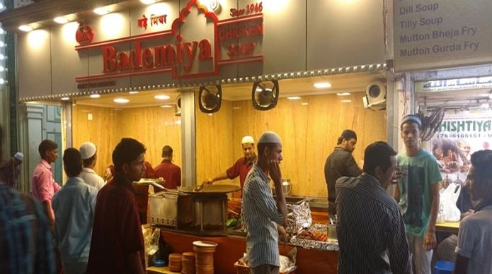 Mumbai's Iconic Bademiya Restaurant Sealed After Rats & Cockroaches ...