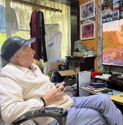 At 88, Gamer Grandpa has earned the title of ‘oldest male gaming ...