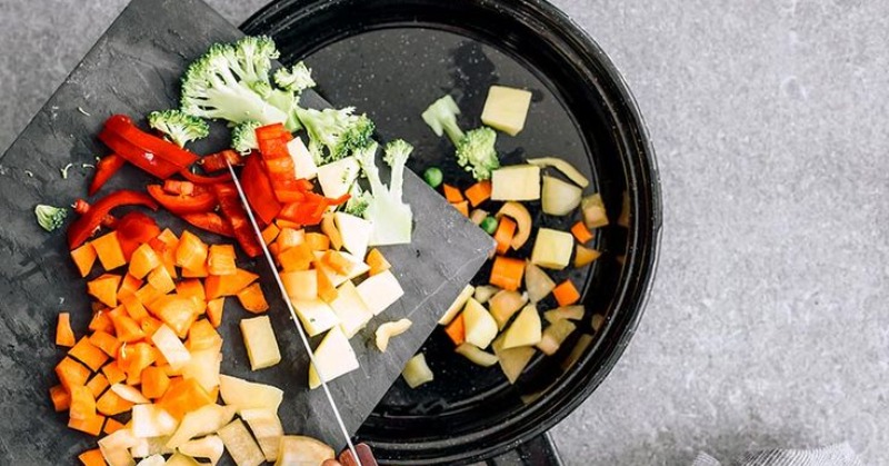 Achieve Zero Oil Cooking: 6 Ways To Cook Great Food Without Adding Any Oil