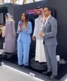 Viral Video: Saudi Arabia's First Male Robot Touches A Female Reporter ...