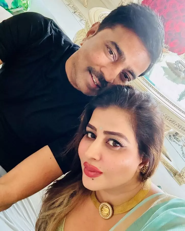 Meet Sudha Reddy, The Hyderabad-based Billionaire Who Wore 200-Carat ... Meet Sudha Reddy, The Hyderabad-based Billionaire Who Wore 200-Carat ...