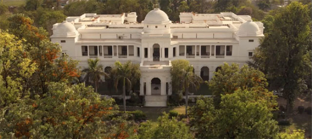 A Glimpse Inside The Rs 800-Crore Pataudi Palace: Where Saif-Kareena ...