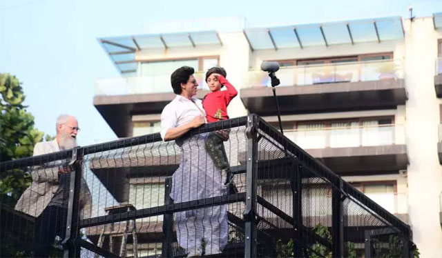 A Look Inside Shah Rukh Khan And Gauri Khan’s Rs 200 Crore Mansion, Mannat