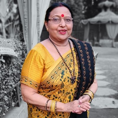 Sharda Sinha Death: शारदा सिन्हा के परिवार में कौन-कौन हैं और उनकी ...