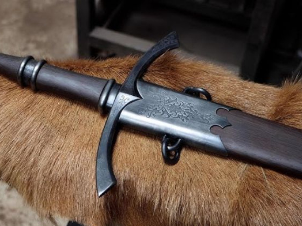 Forge a Long Sword: Complete Guide for The Forge Players