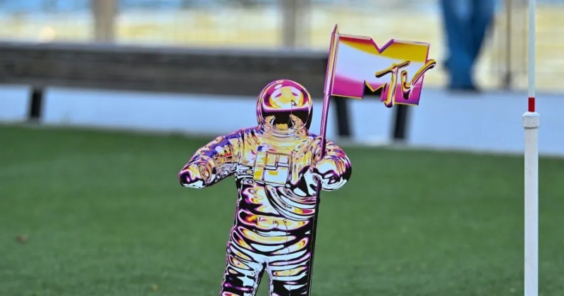 VMAs 2025 streaming guide: How to watch live, performers, hosts and ...