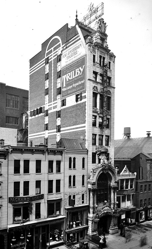 5 Most Haunted Theatres Around The World That Should Be On Your Bucket List